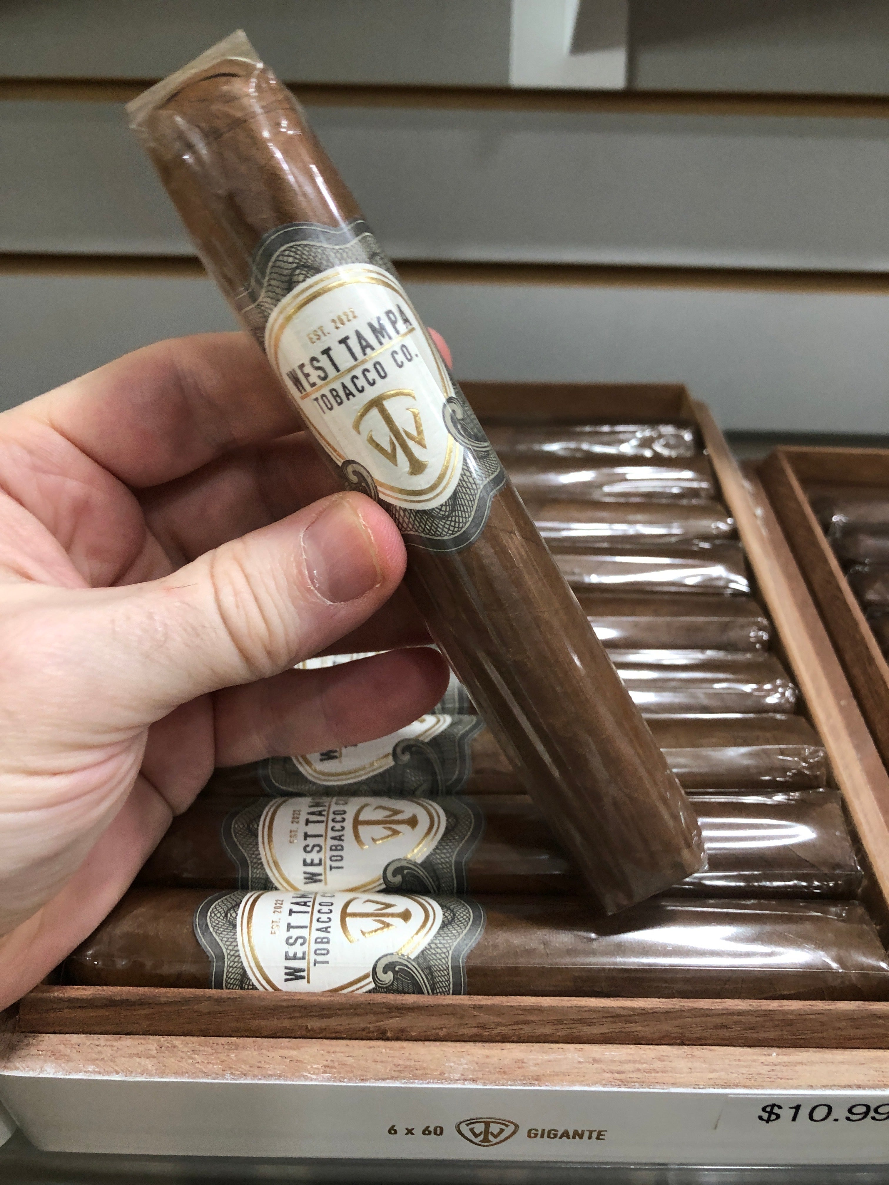 West Tampa - White Gigante – Route 30 Cigars