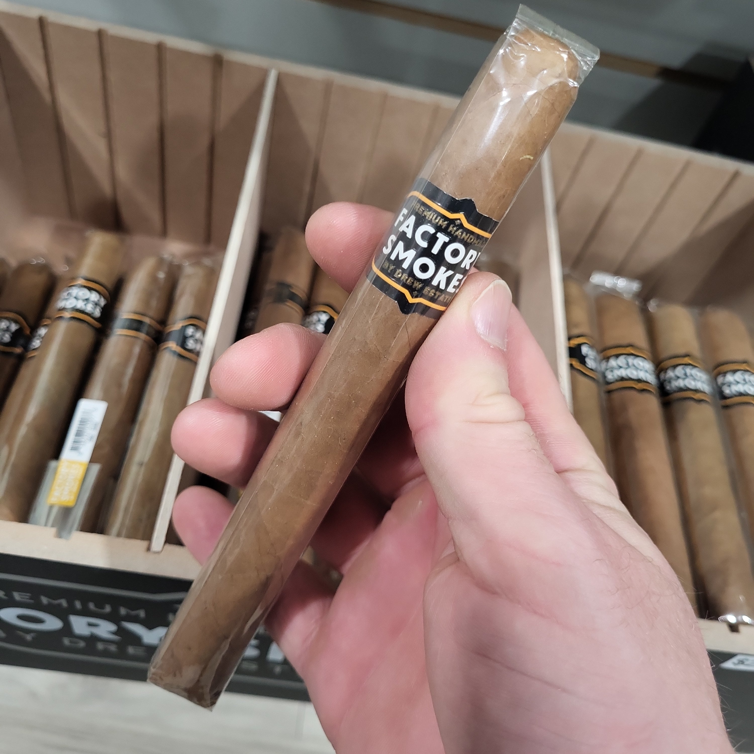 DE Factory Smokes Single - CT Shade Churchill – Route 30 Cigars