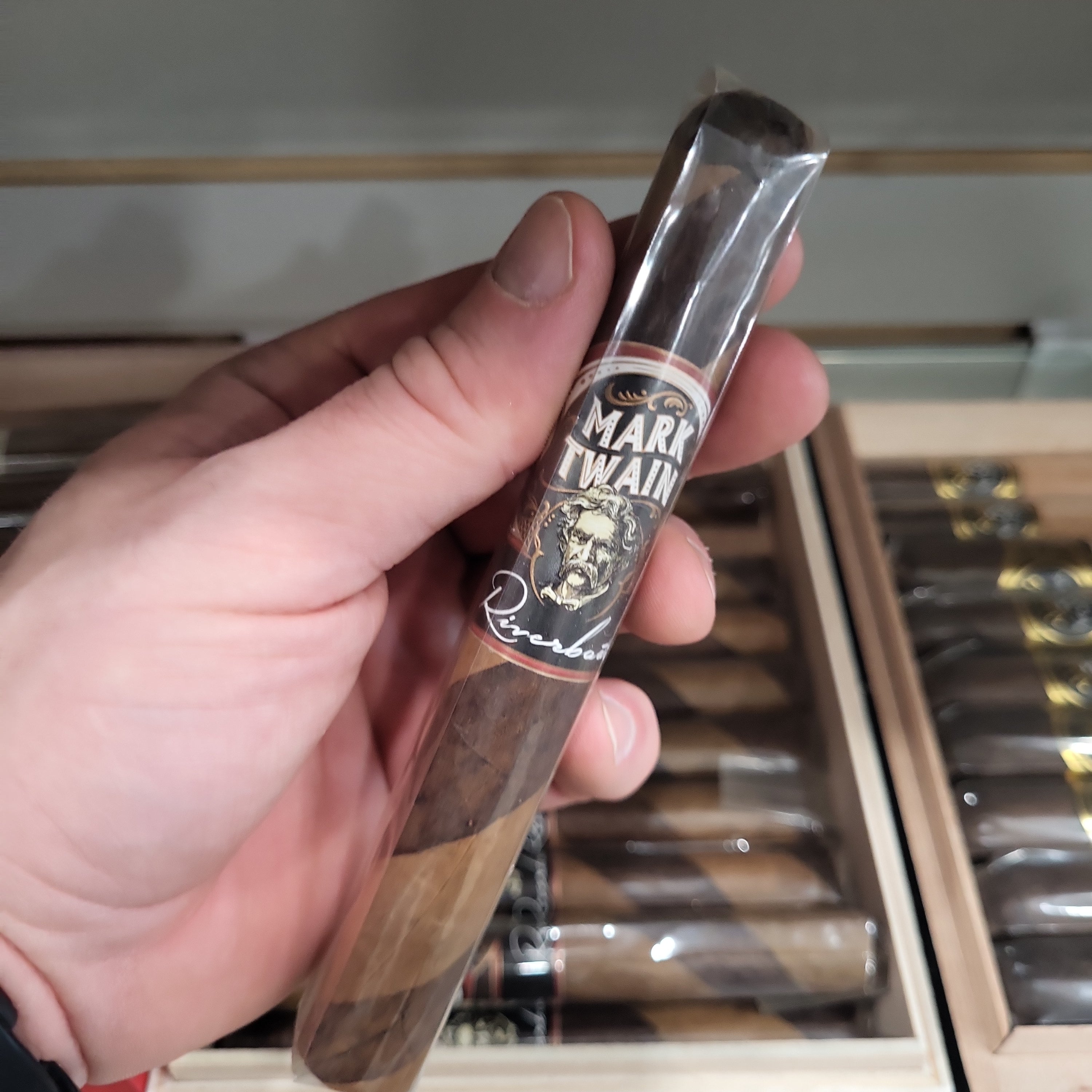 Mark Twain - Riverboat Toro – Route 30 Cigars