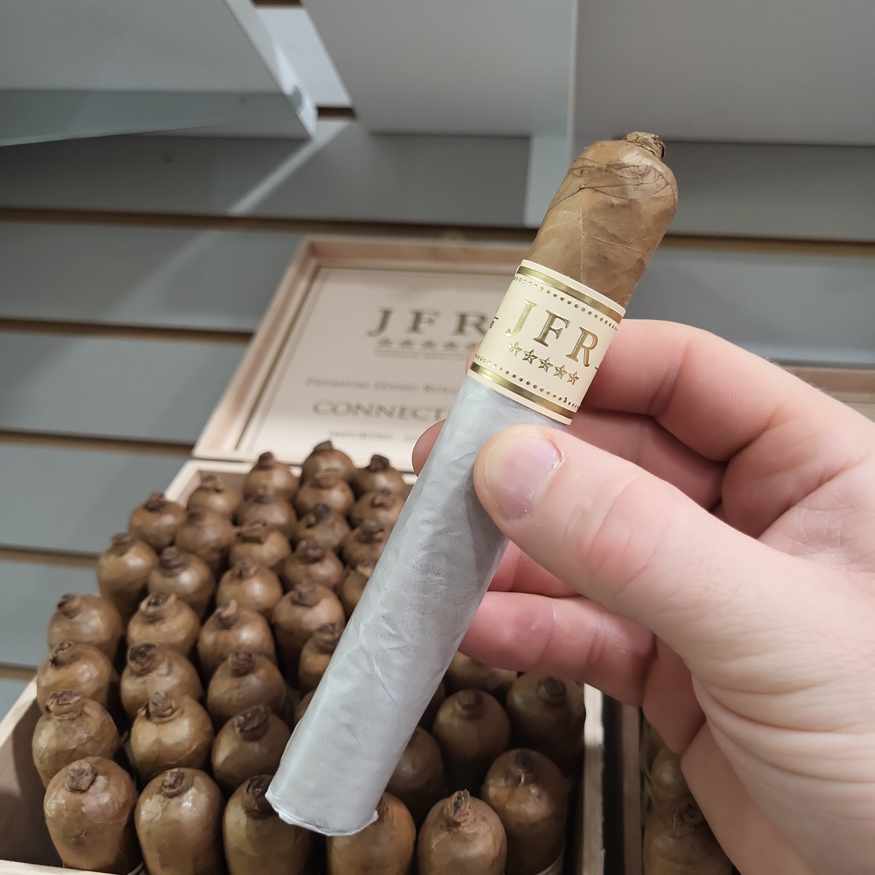 JFR - Connecticut Titan – Route 30 Cigars