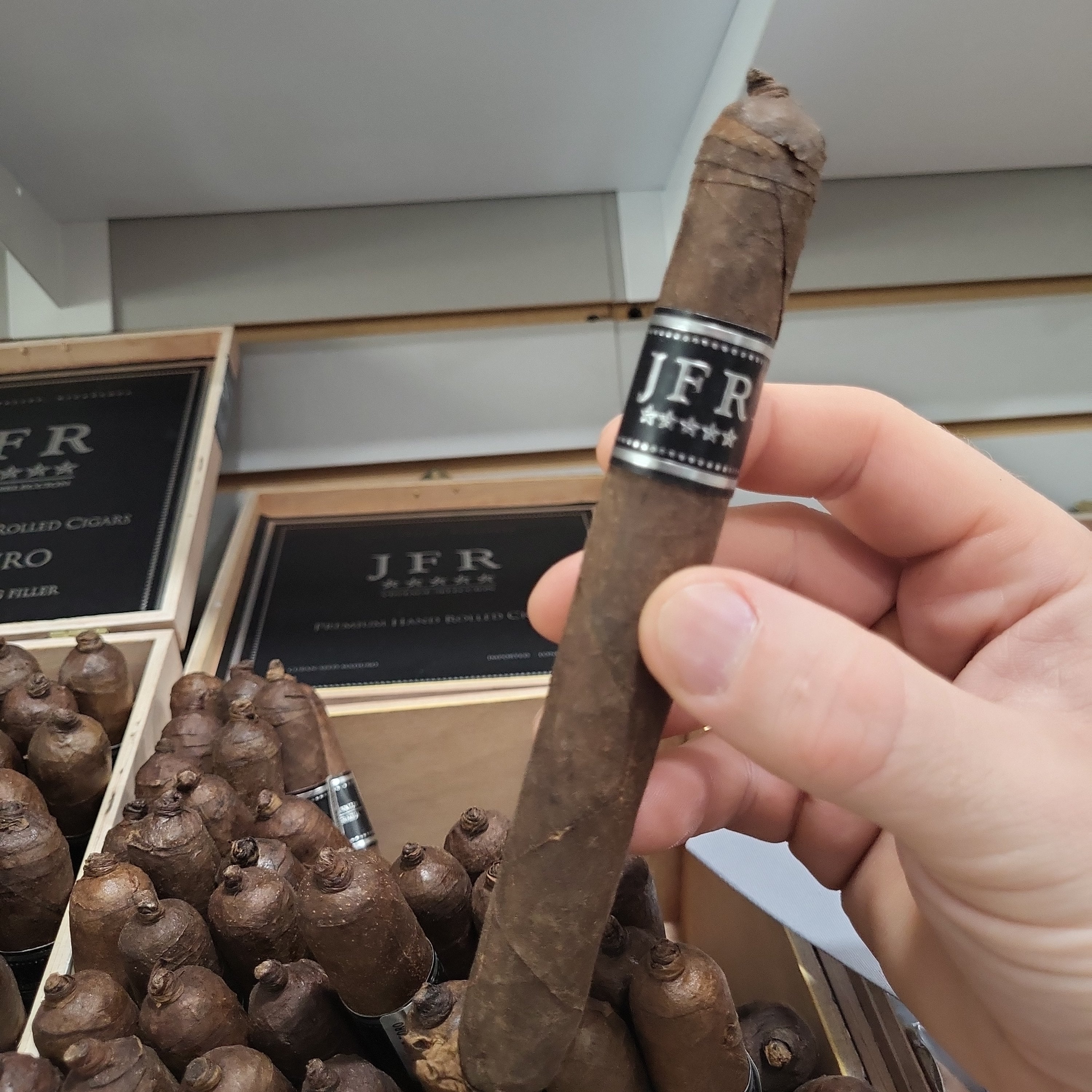 JFR - Maduro Super Toro – Route 30 Cigars